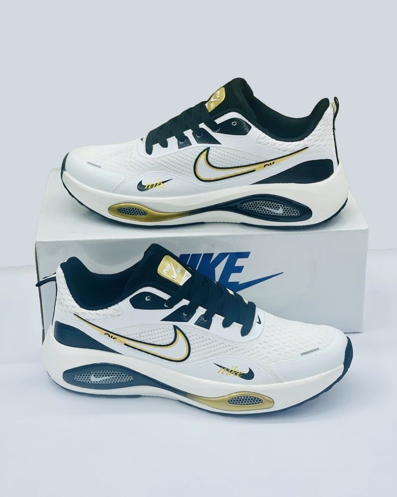 Black&White Footwear